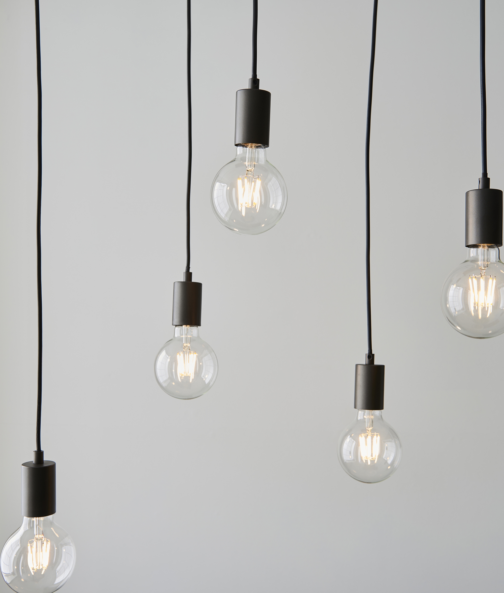 Industrial 6 Lamp Bare Bulb Cluster Linear Pendant