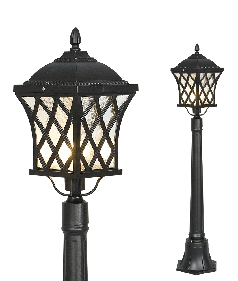 Black Traditional Style Mini Lamp Post Bollard