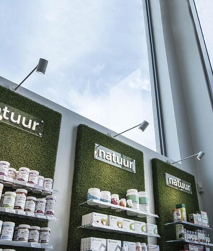 Display Stick with Long Arm and Adjustable Lamp Head