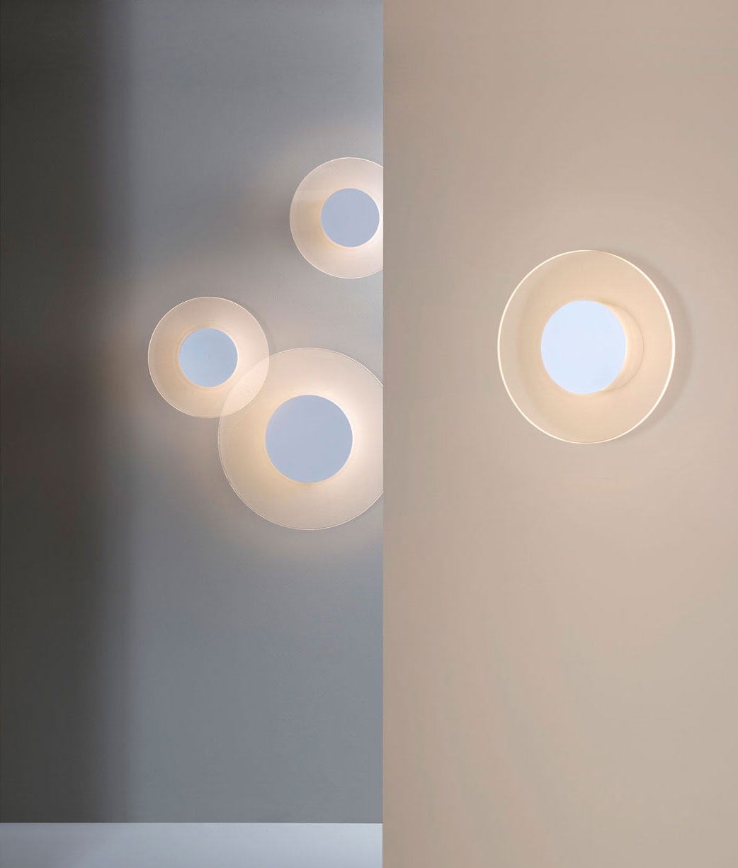 Circle LED Wall Light with Etched Design in 2 Sizes