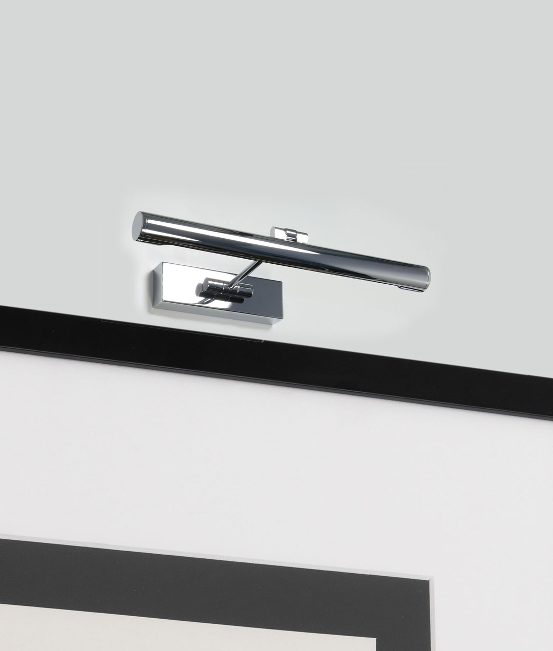 Contemporary Landscape and portrait Picture Light in 3 Finishes with T5 ...