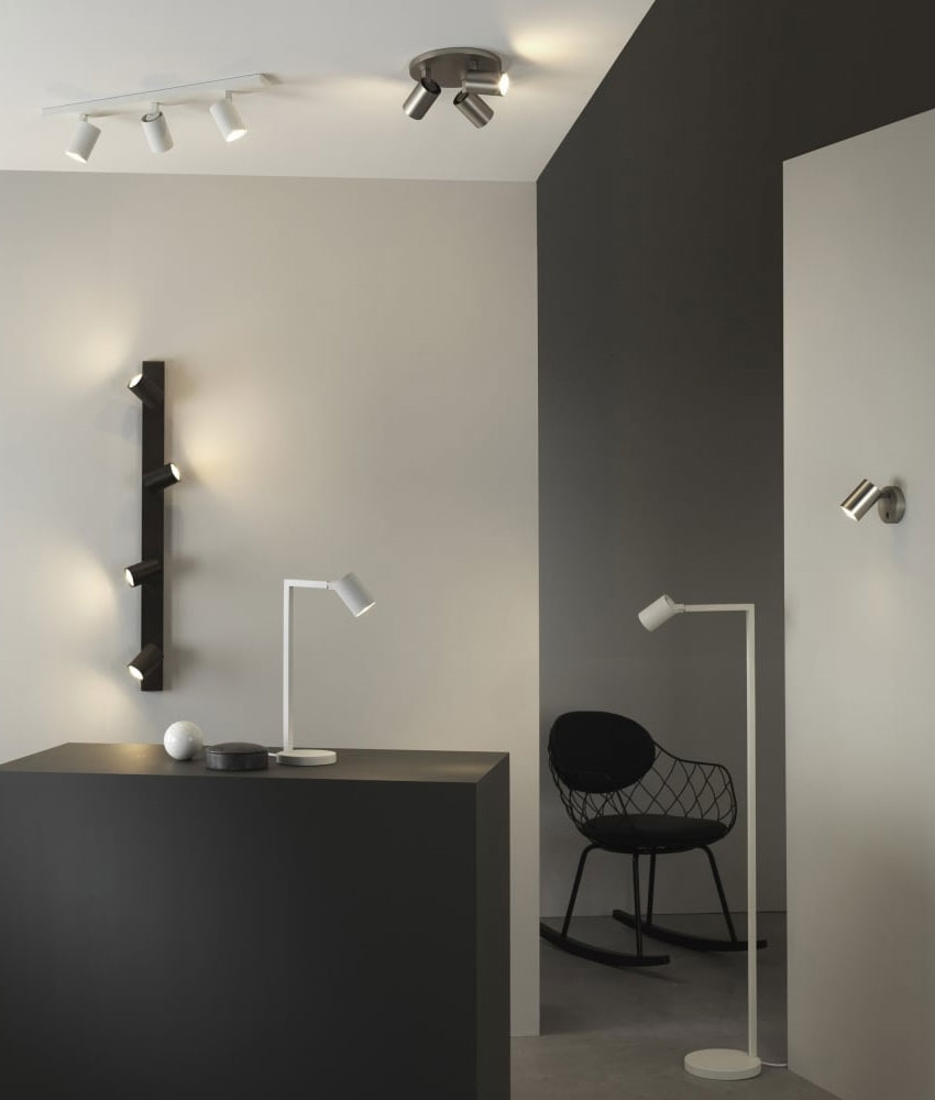 Modern Triple Light Adjustable Spot Bar in 4 Finishes