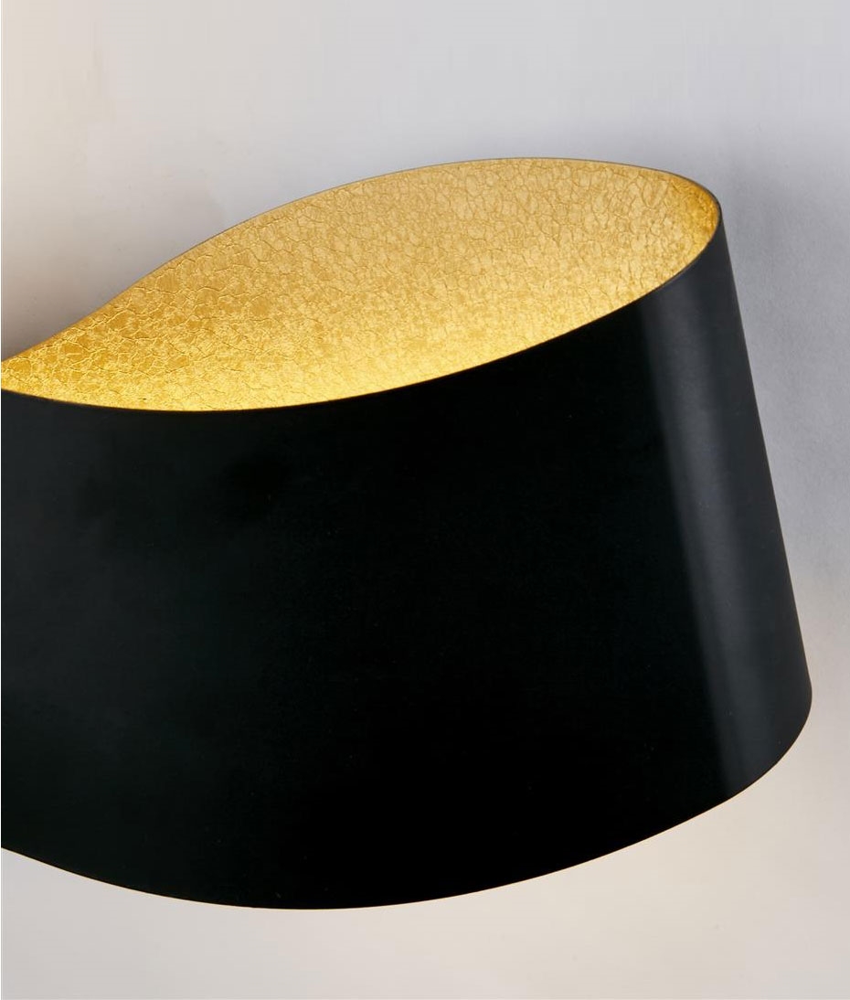 LED Wavy Design Black and Crackled Gold Wall Light