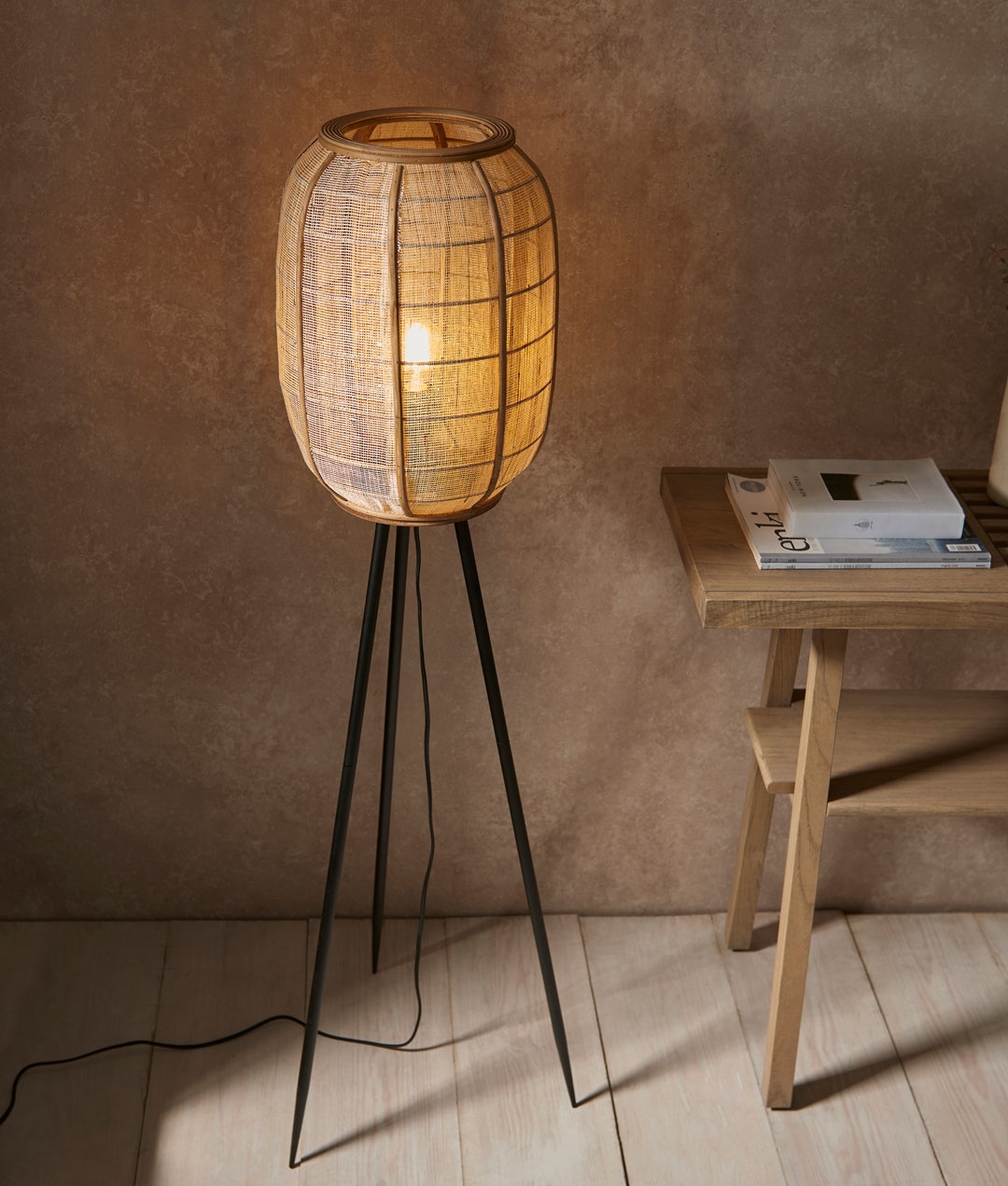 Floor Lamp with Open-Weave Linen Shade