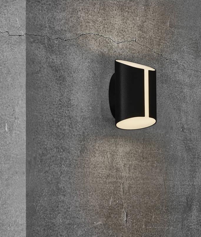 Exterior LED Up and Down Light with Slit Front Detail