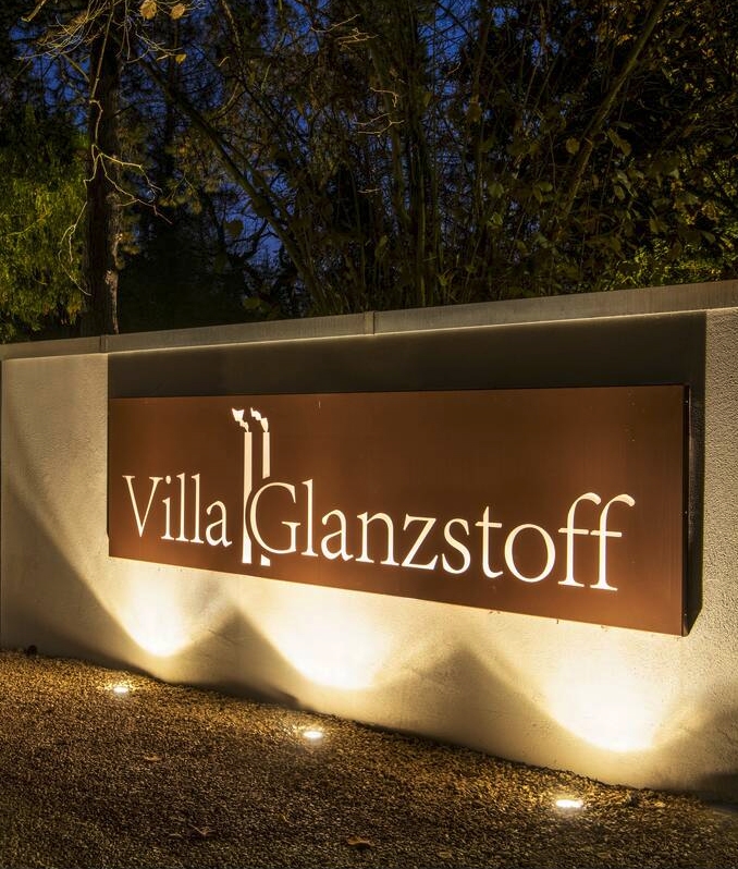 Outdoor Buried Uplight 13cm diameter Constructed of Stainless Steel