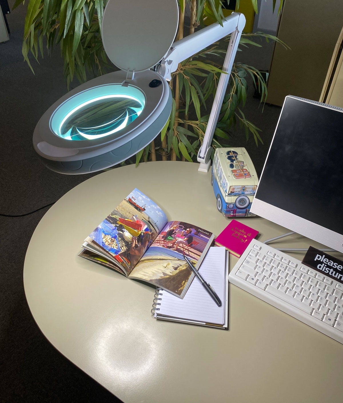 Magnifying Balance Arm Adjustable Task Lamp - Use with Desk Clamp or ...