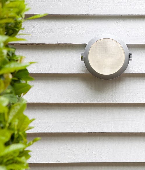 Miniature Outdoor IP65 Bulkhead Light in Aluminium - G9 Lamp