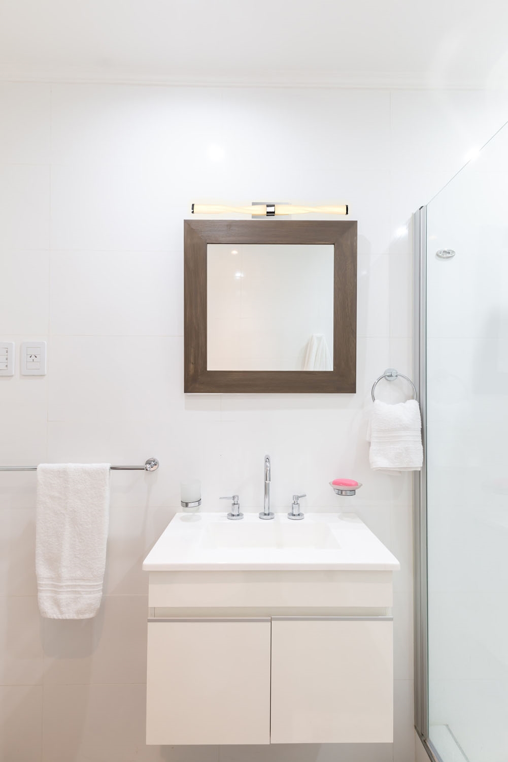 Skip Wall Lamp Large - 2 x 10W LED - 3000K - 1400lm - IP44 - Polished ...