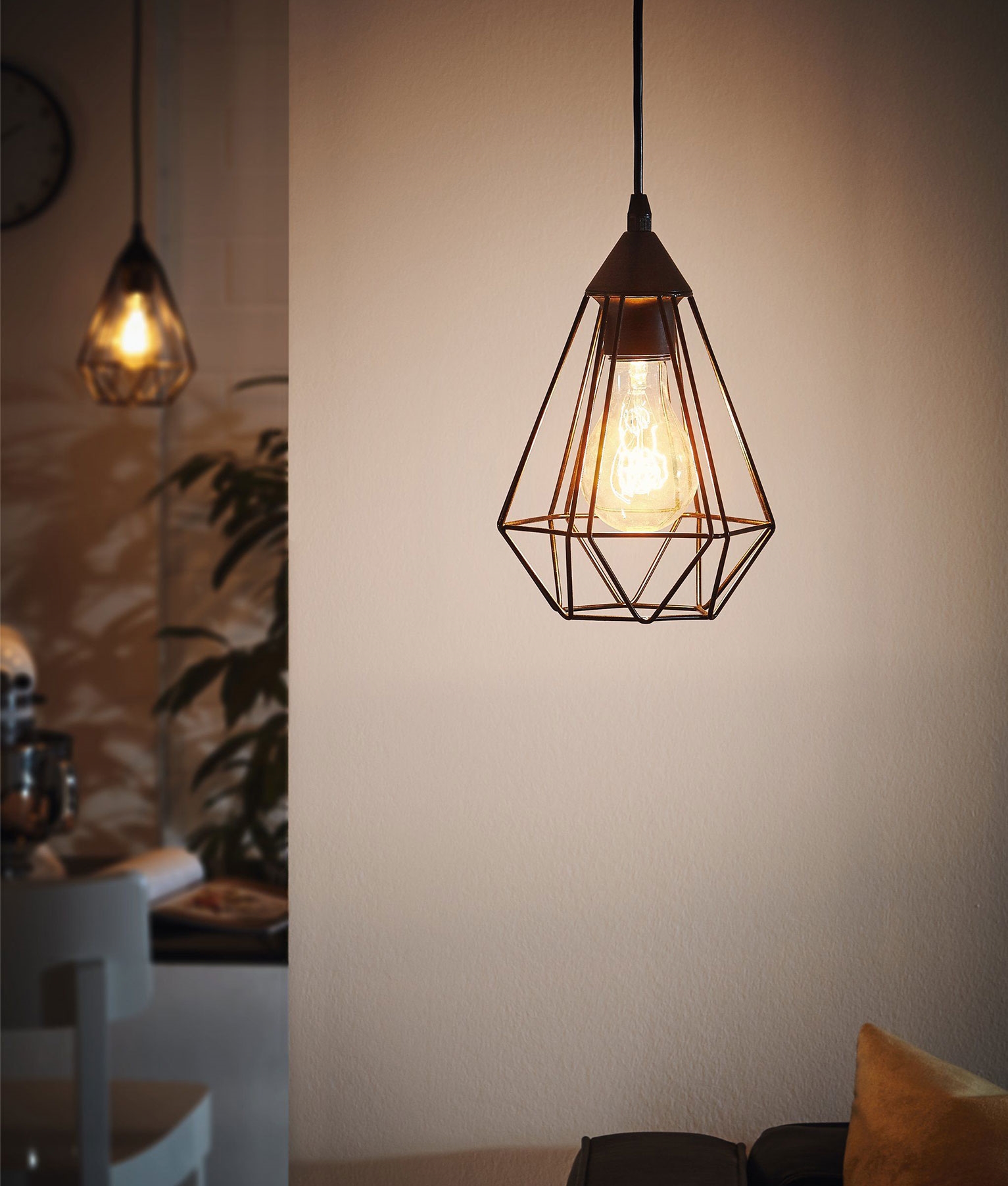 Geometric Metal Cage Hanging Ceiling Light - Jewel Design in Black ...