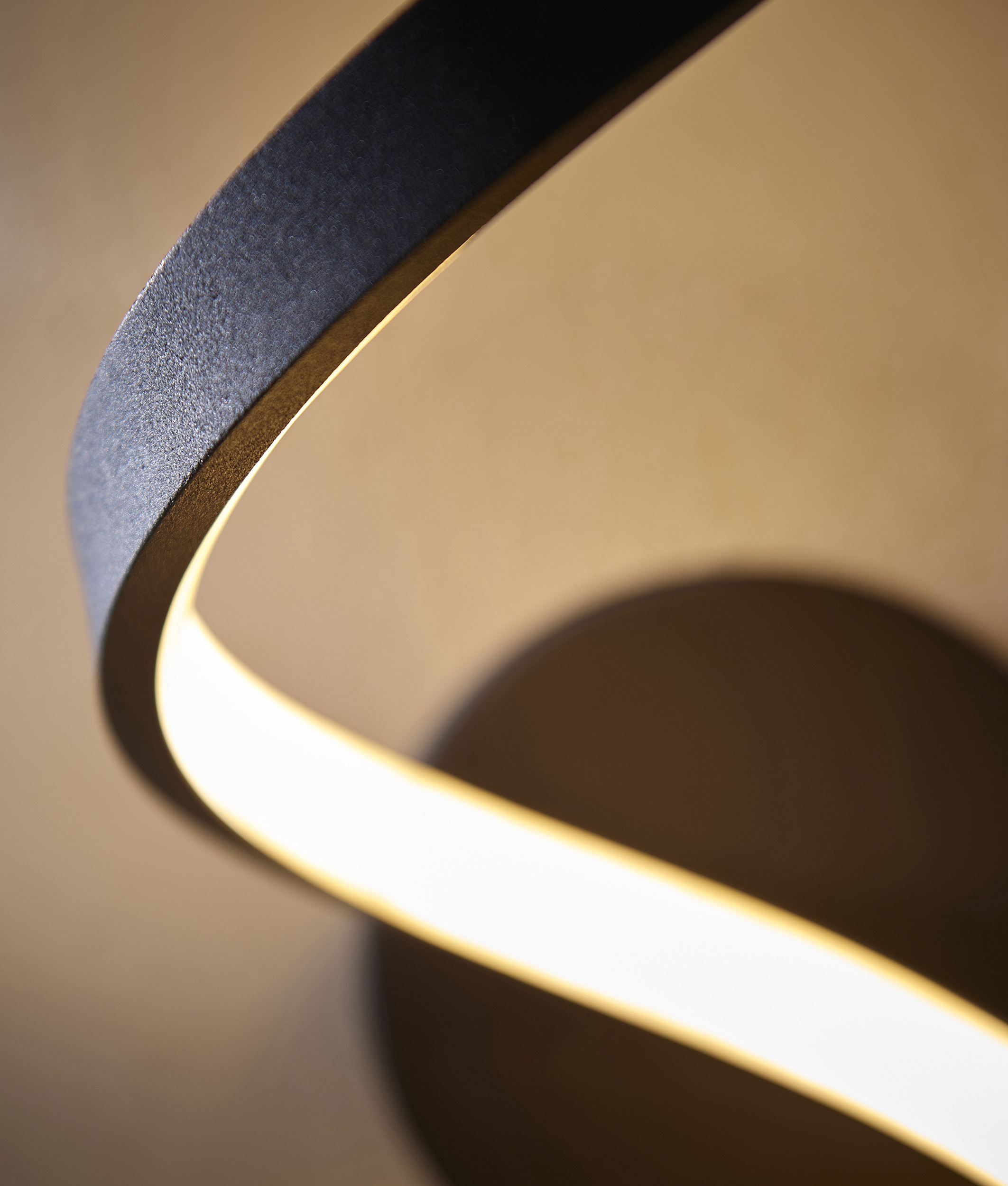 IP44 LED Spiral Design Wall Light for Exterior or Bathrooms