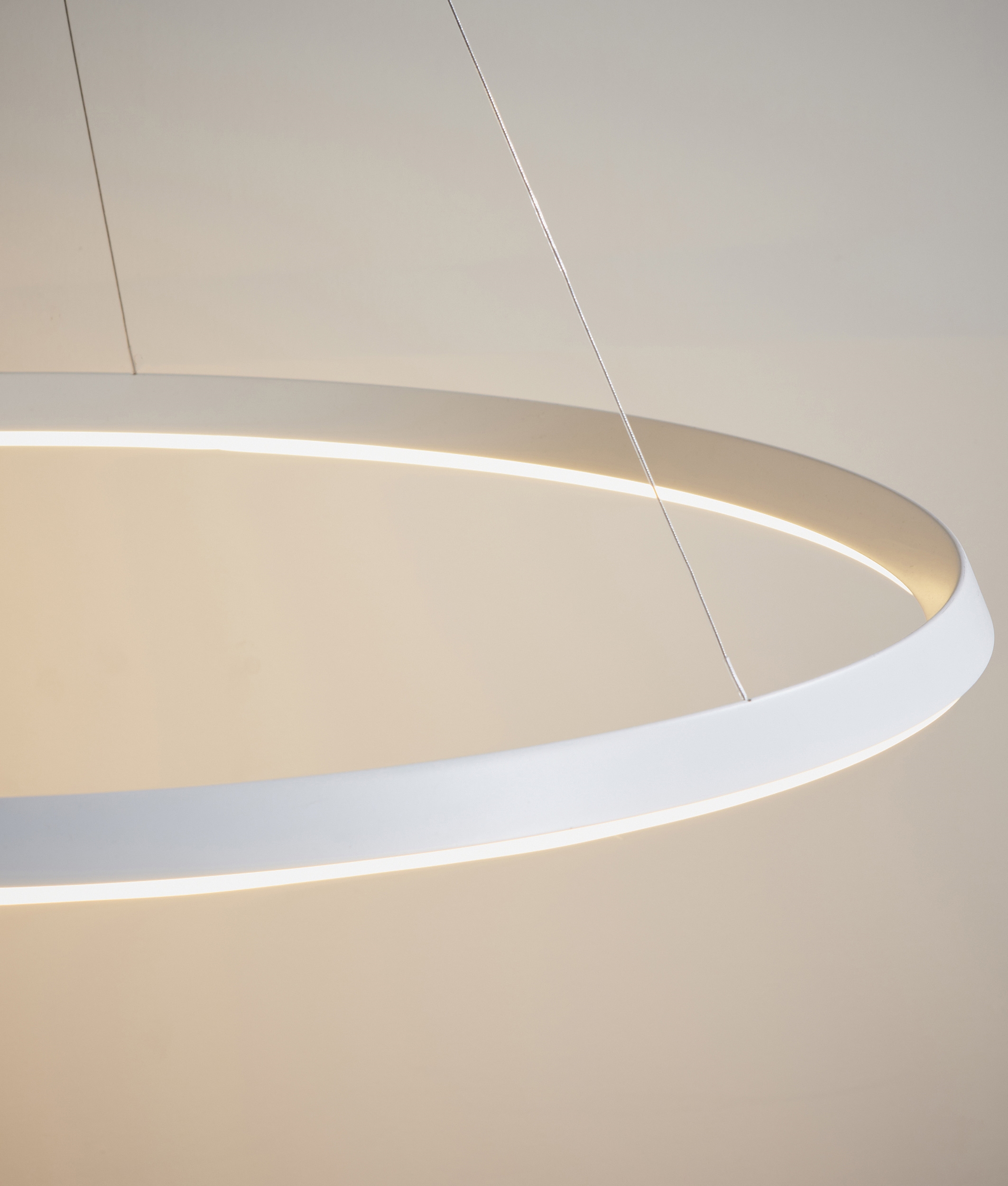 Contemporary 80cm LED Ring Pendant Light - Matt Black or White