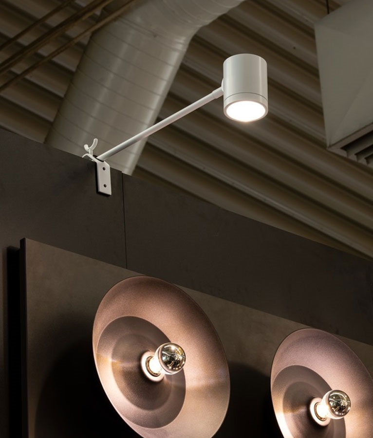 Stylish Display Stick Light With Clamp For Exhibitions